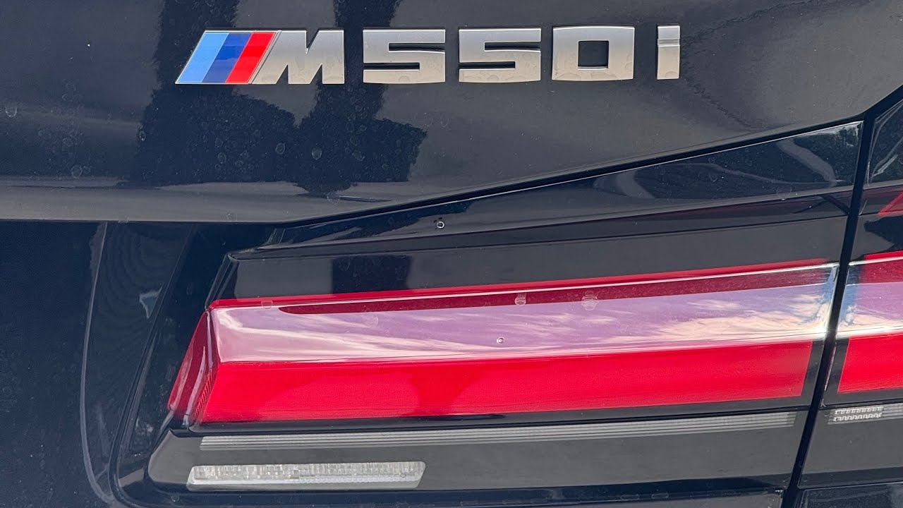 Five things I like about the BMW M550 - YouTube