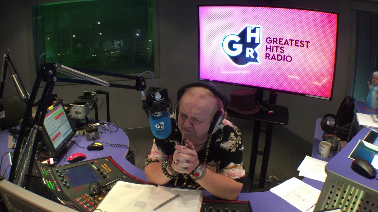 Alan Robson's Night Owls - 3rd November 2019 - YouTube