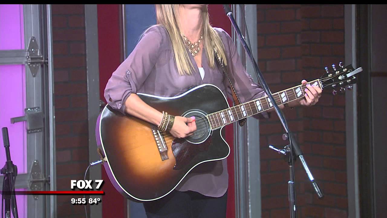 Robynn Shayne - Good Day Austin (08.15.2014) - YouTube