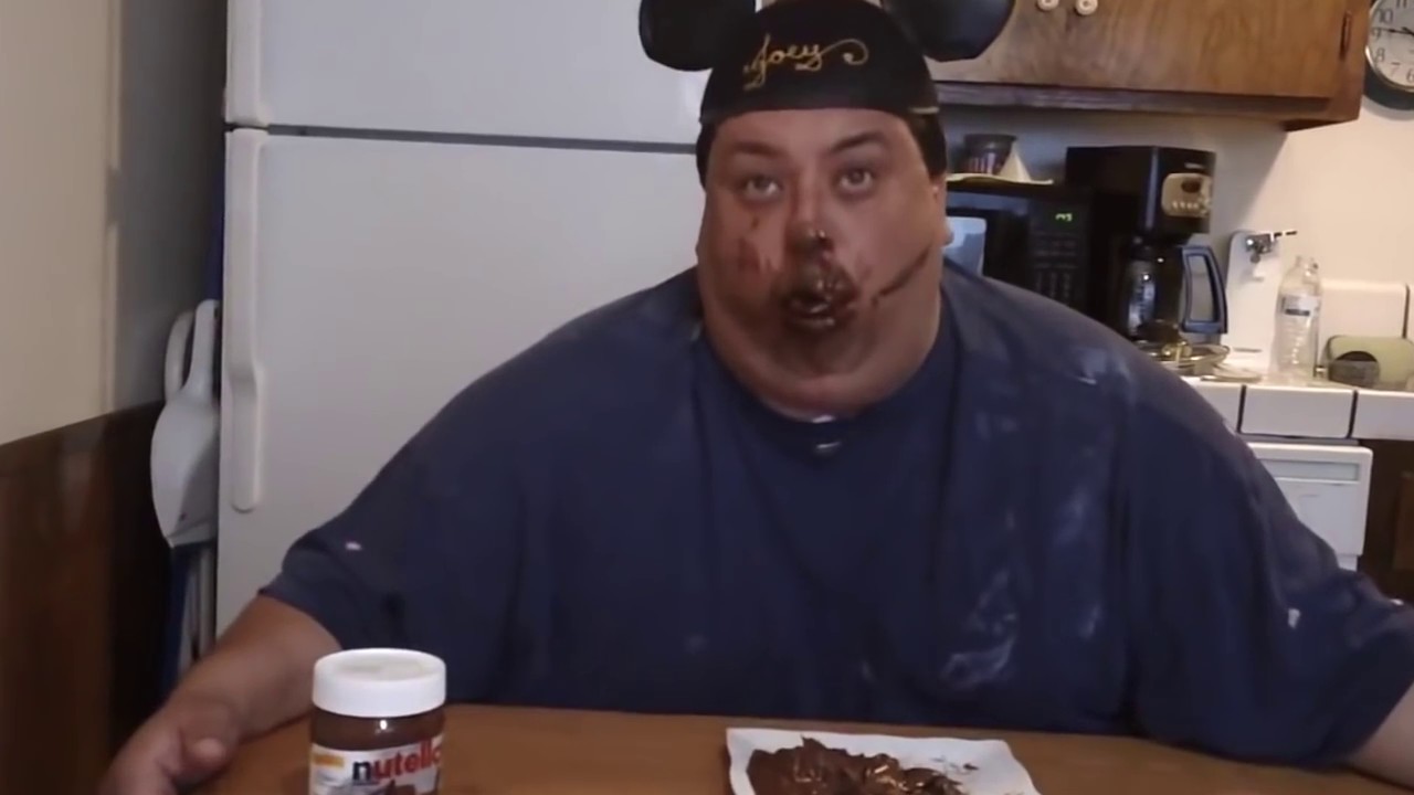 joey eats a$$ - YouTube