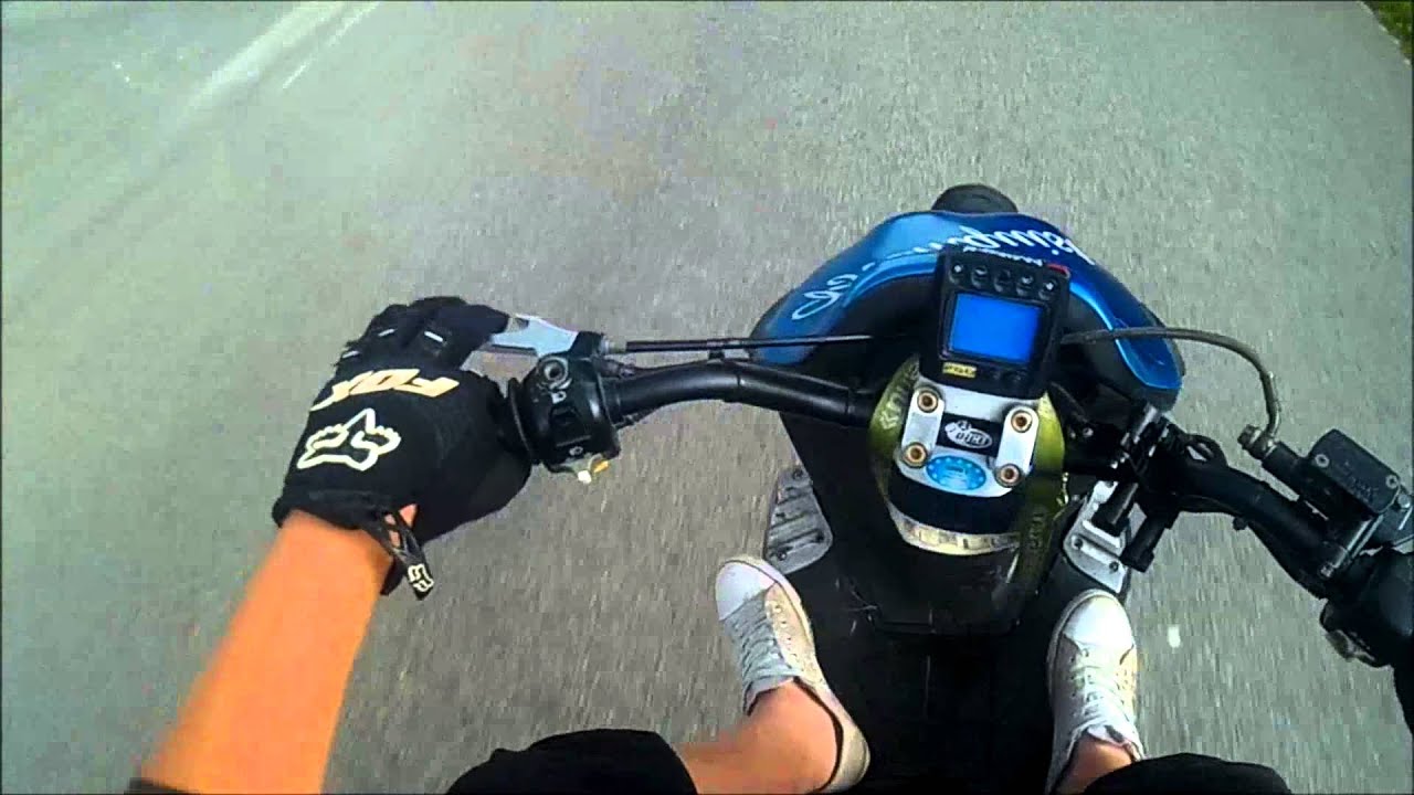 moppe stunt(kort klipp) - YouTube