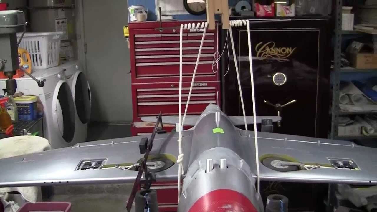 P47 #4, Introducing Vanessa to the Top Flite Giant Scale Gold Edition ...