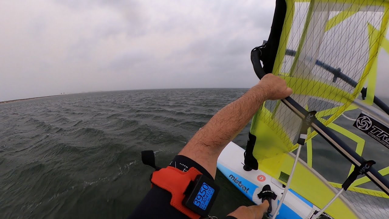 39,65 knots windsurf speed, incredible session - YouTube