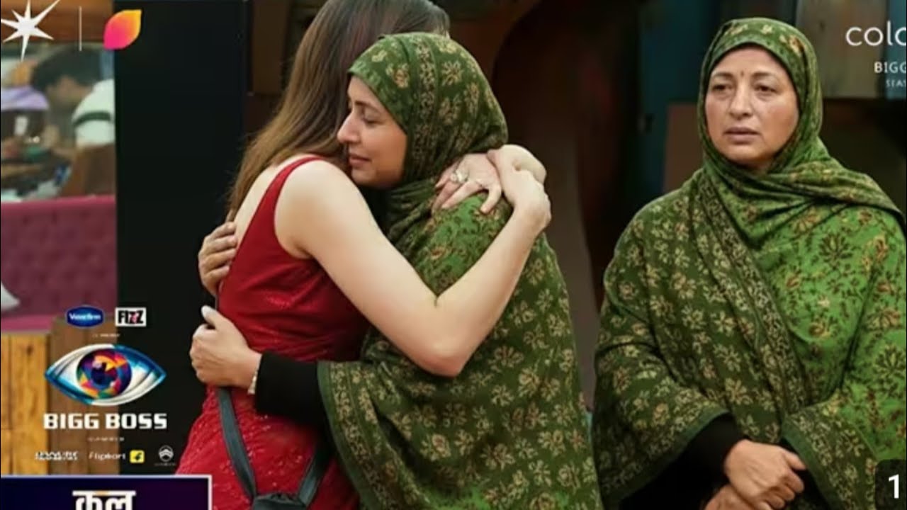 BIGG BOSS 19 Farahna bhatt mother in BIGG BOSS House - YouTube
