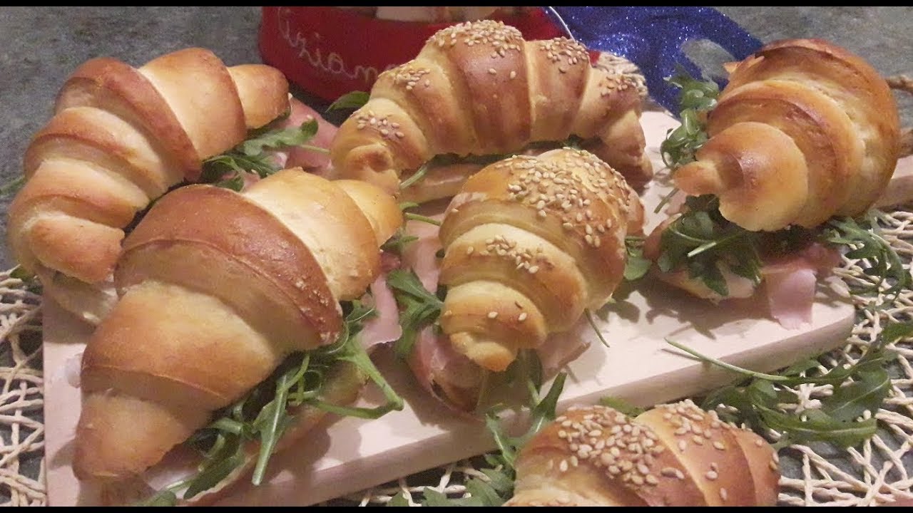 CORNETTI DI PAN BRIOCHE SALATI E FARCITI ! - YouTube