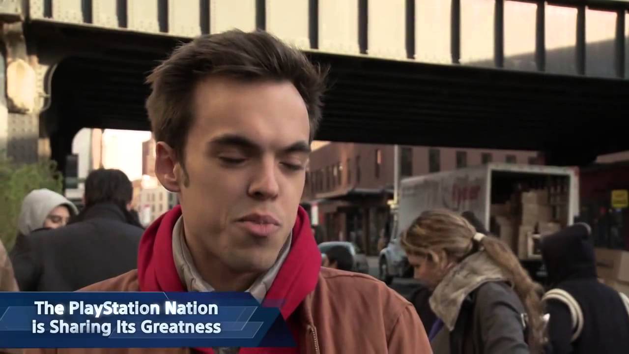 PlayStation 4 World's Largest Console Launch Ever - YouTube