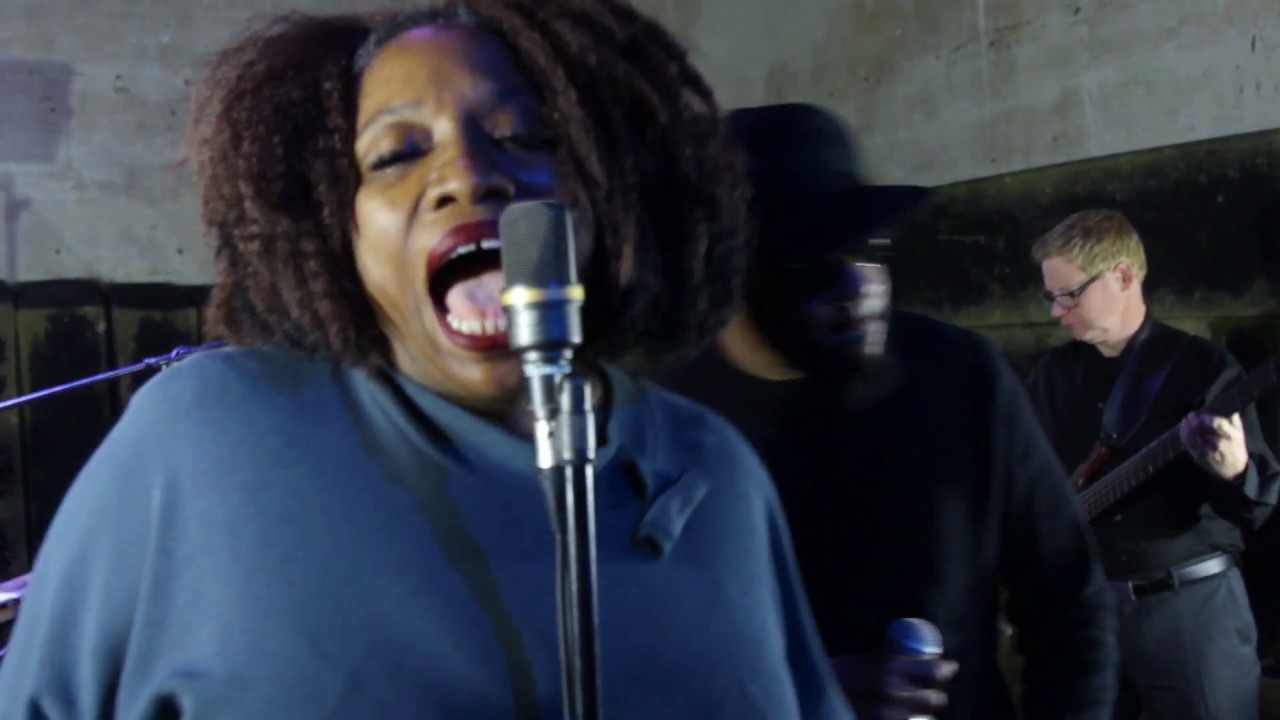 DLUX - RnB Show meets Dorrey Lin Lyles & Tracy G - YouTube