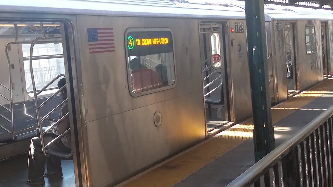 Utica ave bound R142 (4) train with LED displays at Mosholu Pkwy! - YouTube