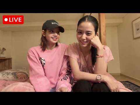 LIVE 🔴 LISA Streams with Jisoo for the First Time Since the 2026 World Cup