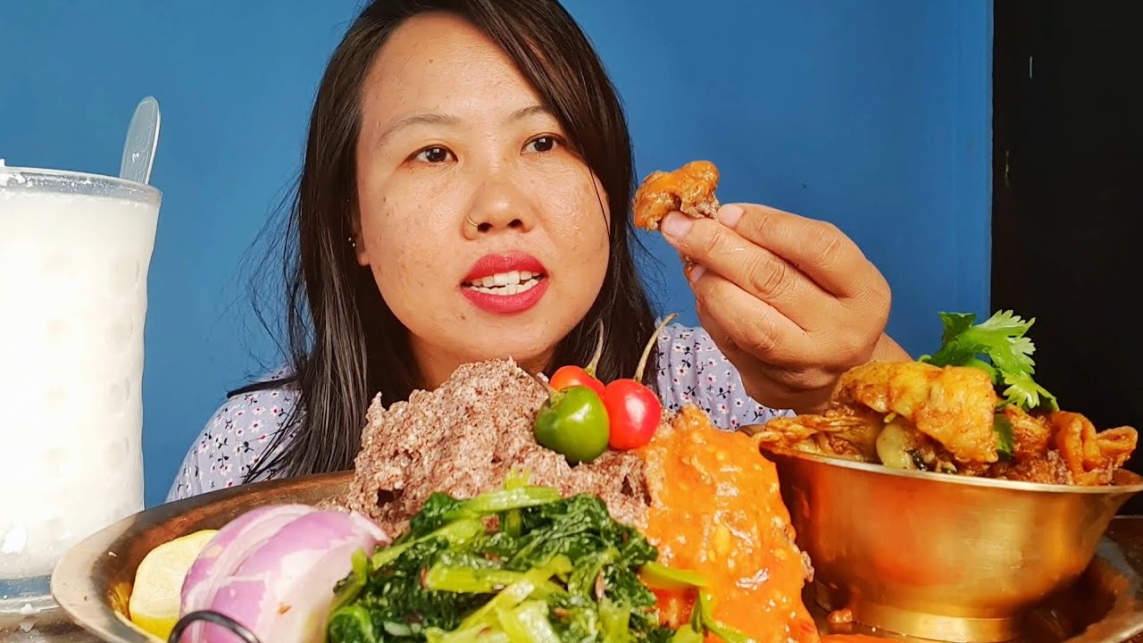 Eatingtraditional Nepalifood Kodoko dhido with goatIntestine ...