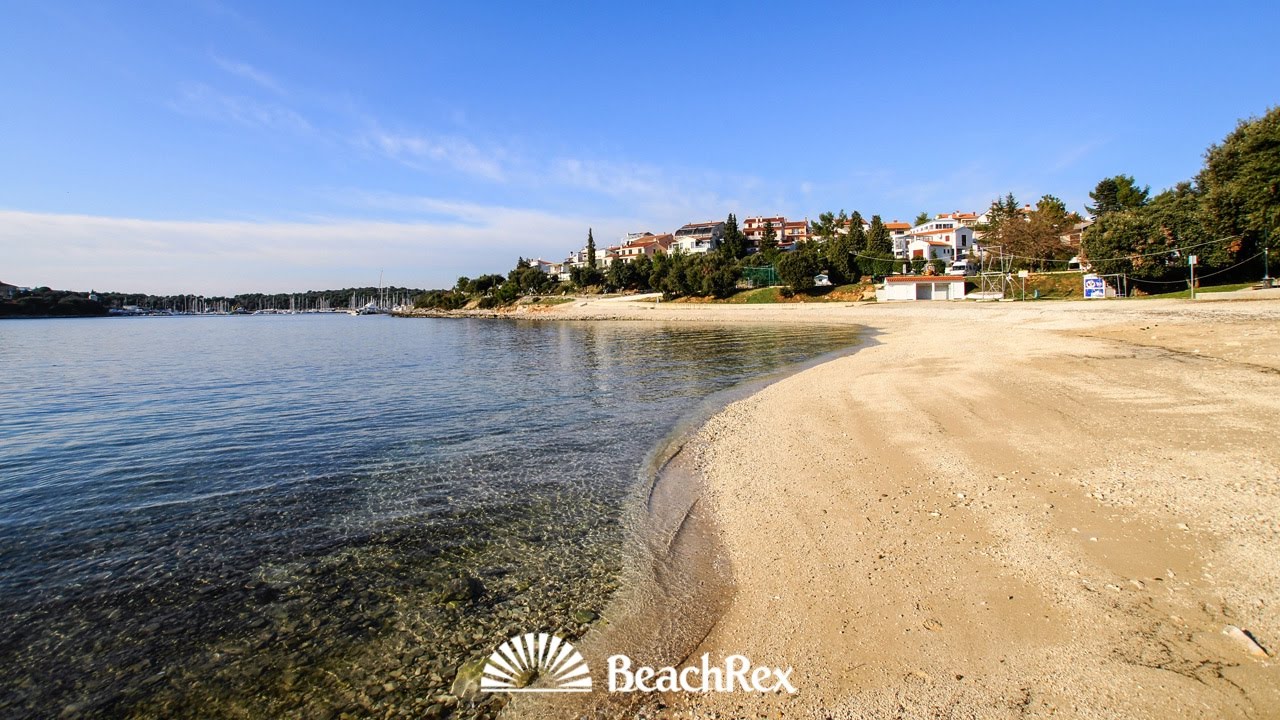 beach Pješčana uvala, Pješčana uvala, Croatia - YouTube