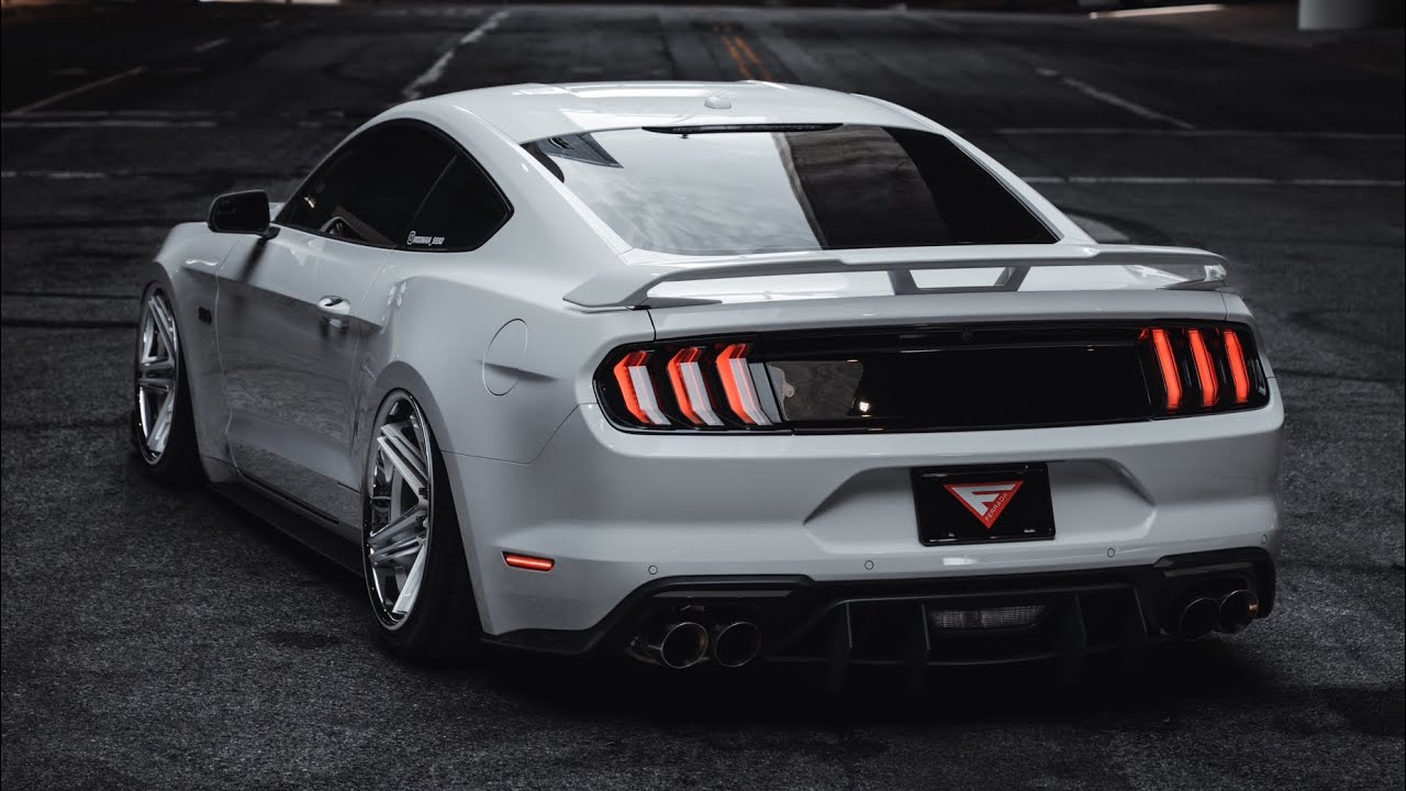 Ford Mustang - YouTube