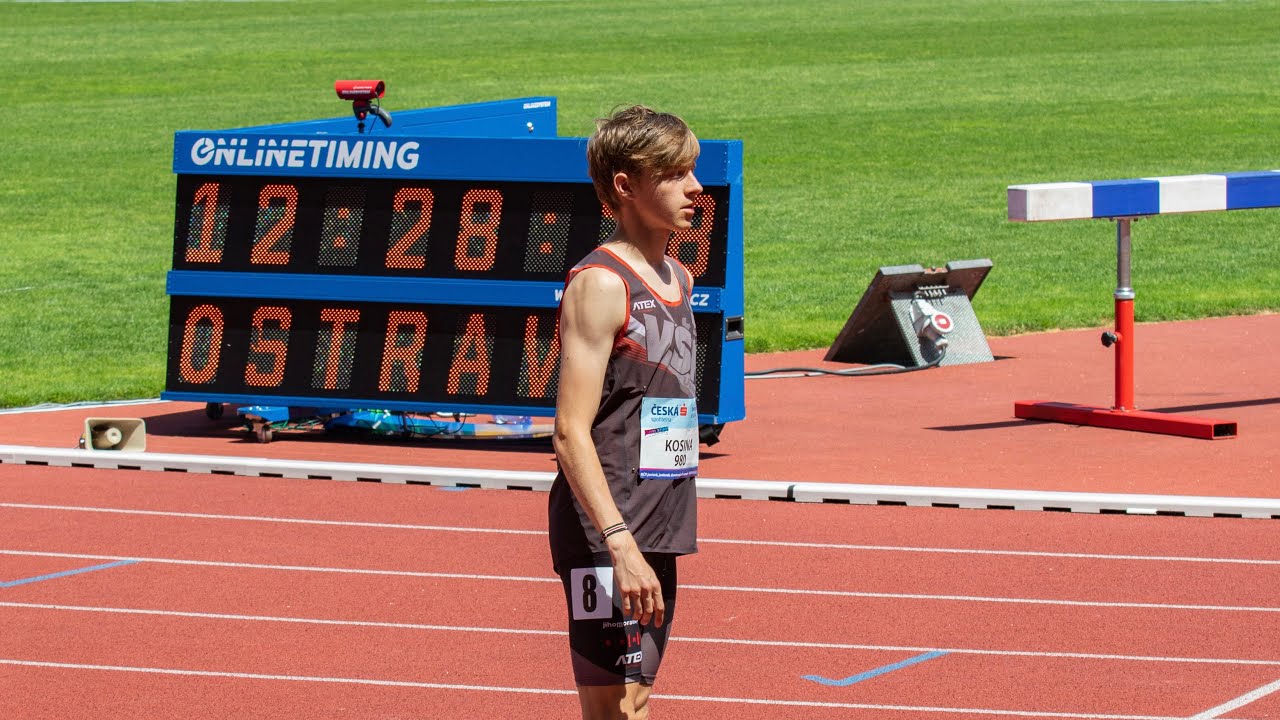 400m - 51.53 - OSTRAVA 2022 - ADAM KOSINA - YouTube