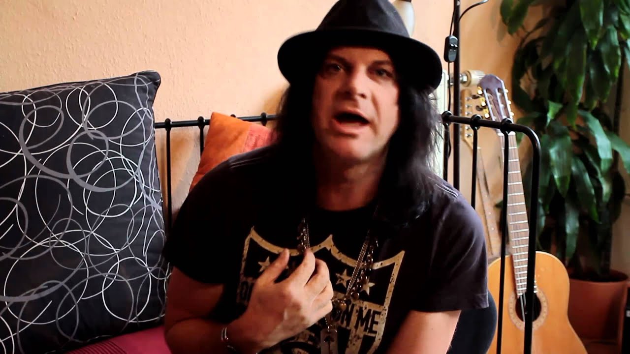 Davy Vain grüßt Cafe Größenwahn - YouTube