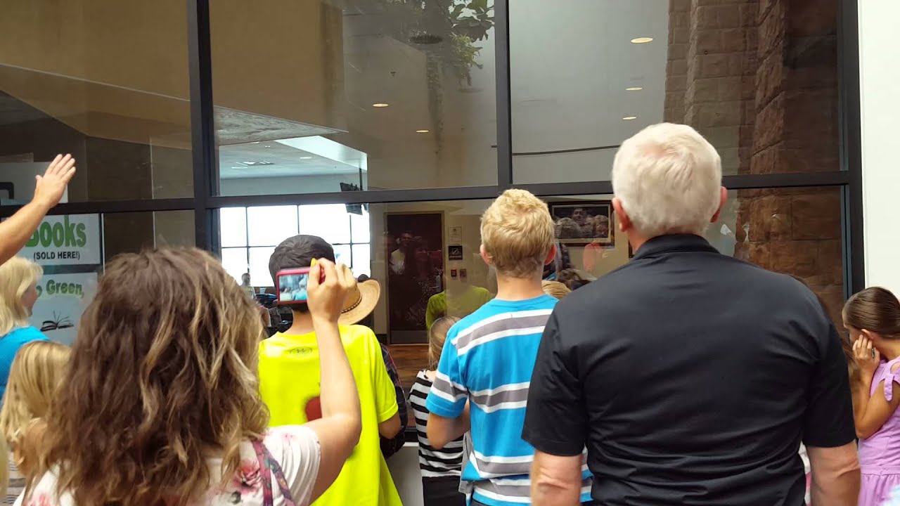 Elder Esplin is Home! - YouTube