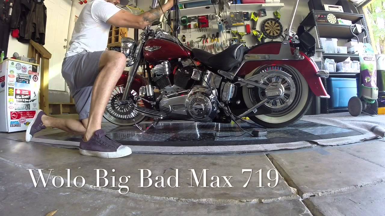 Wolo Bad Boy 519 vs Wolo Big Bad Max 719 - YouTube