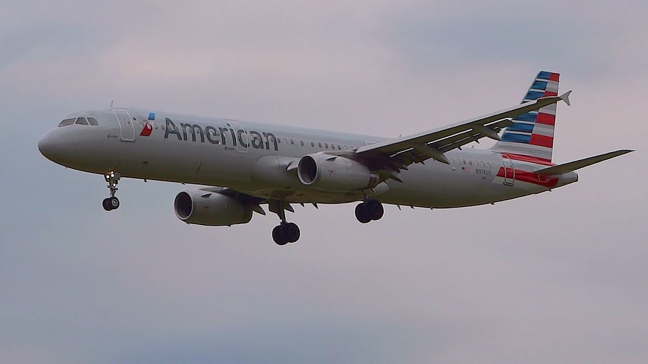 Assorted BWI Airport Plane Landings - YouTube