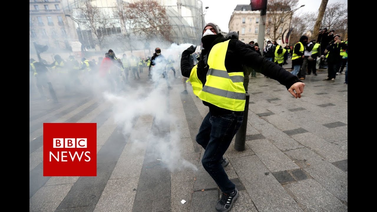 Fire, tear gas and yellow jackets - BBC News - YouTube