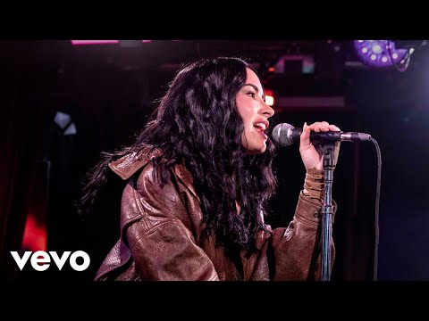 Demi Lovato - Disease/Perfect Celebrity (Lady Gaga cover) in the Live Lounge
