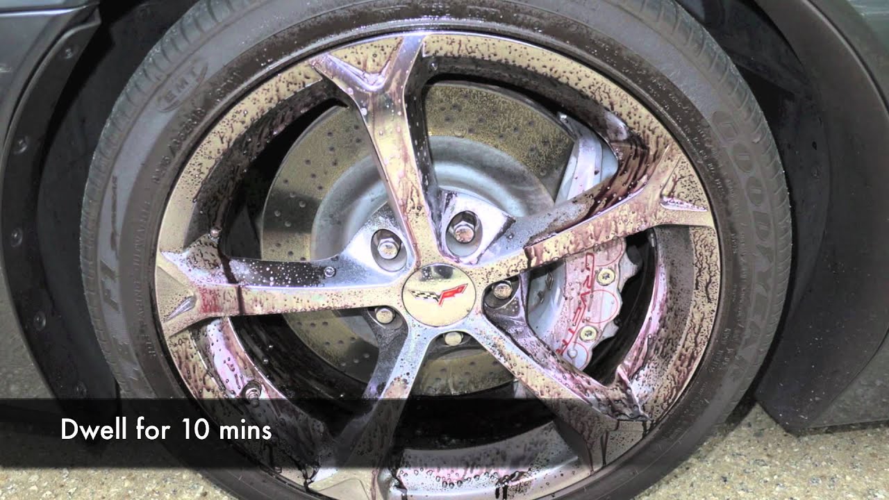 Wolf's Chemicals Decon Gel spray, dwell and rinse - YouTube
