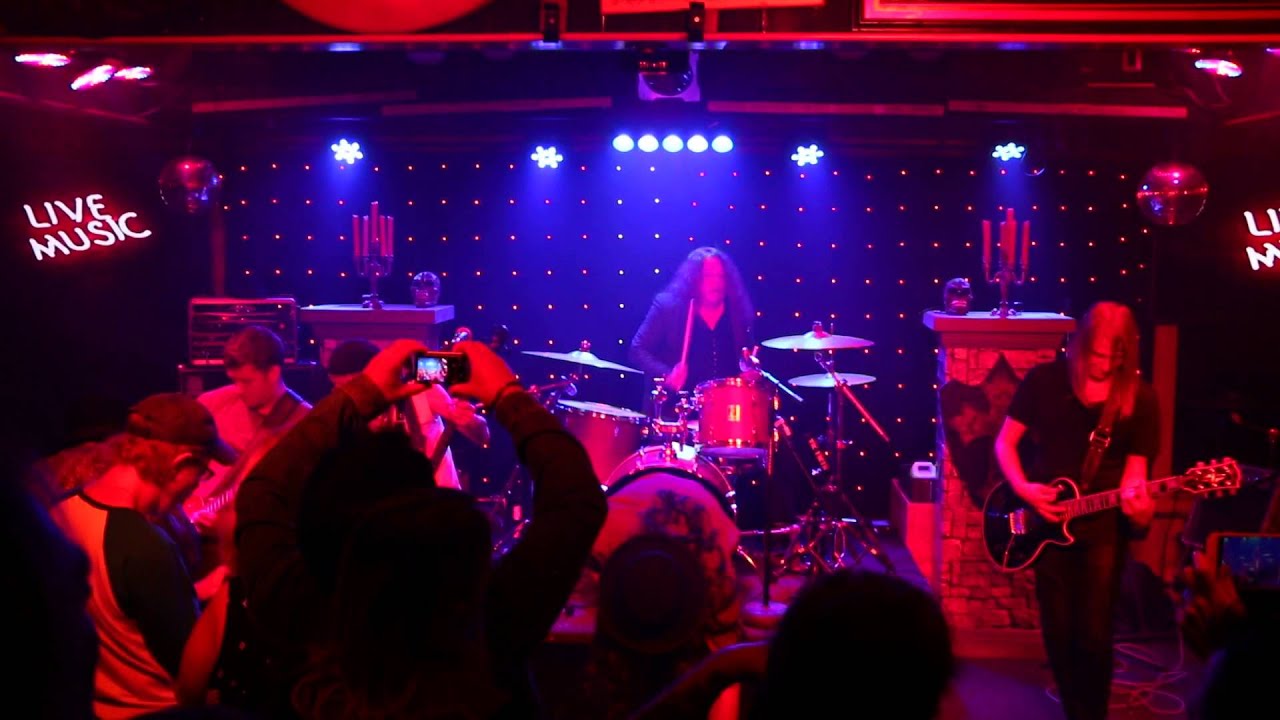 4 Crabby Appleton Go Back TheCrossRhoads.com music festival - YouTube