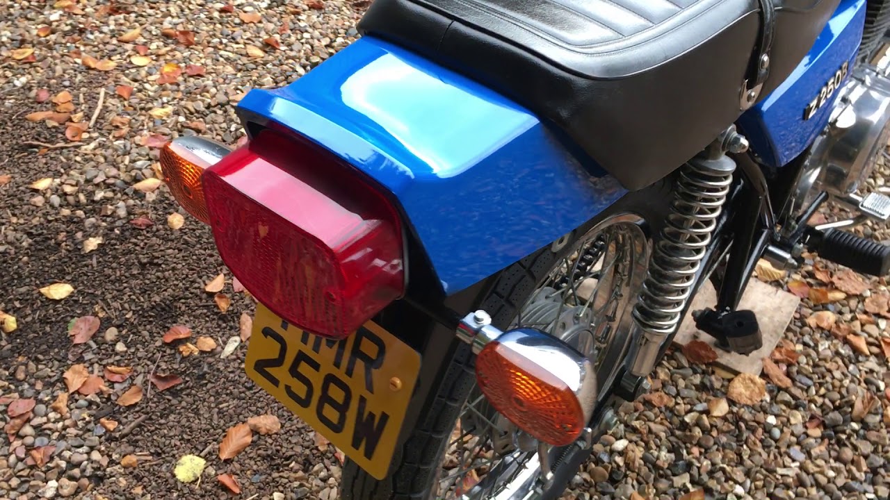 1981 Kawasaki Z250B - YouTube