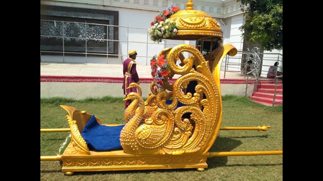 GRAND MAHARANI PELLI PALLAKI FOR WEDDING | BIG PALLAKI ENTRY WITH ...