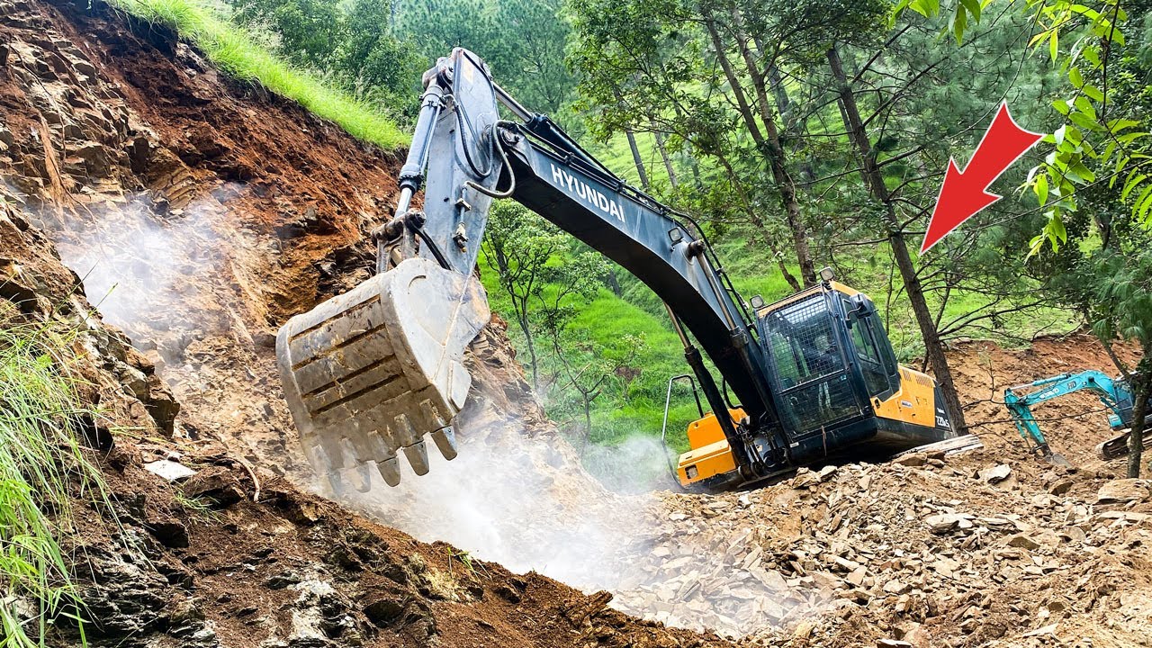 CRAZY Dangerous Mountain Road Built by ONE Excavator | Excavator Planet ...
