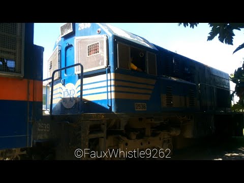 GE U10B PNR DEL 2538 and PNR 203 Series EMU 02 departing PNR Sucat ...