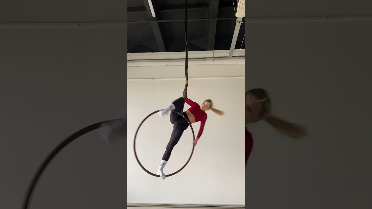 Aerial hoop spin combo on spanset | ЯVЬ - Берегом - YouTube