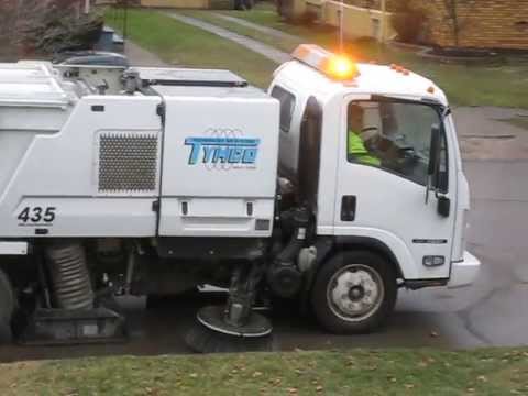 Street Sweeper. - YouTube