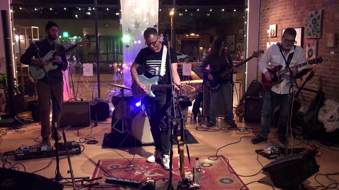 The High Road (Live) - YouTube