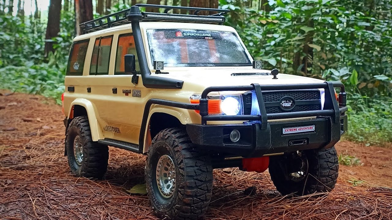 RGT EX86190 Rescuer LC76 1/10 - YouTube