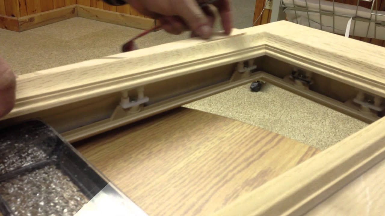 Exchanging screwless Mastergrain frame for screw style - YouTube