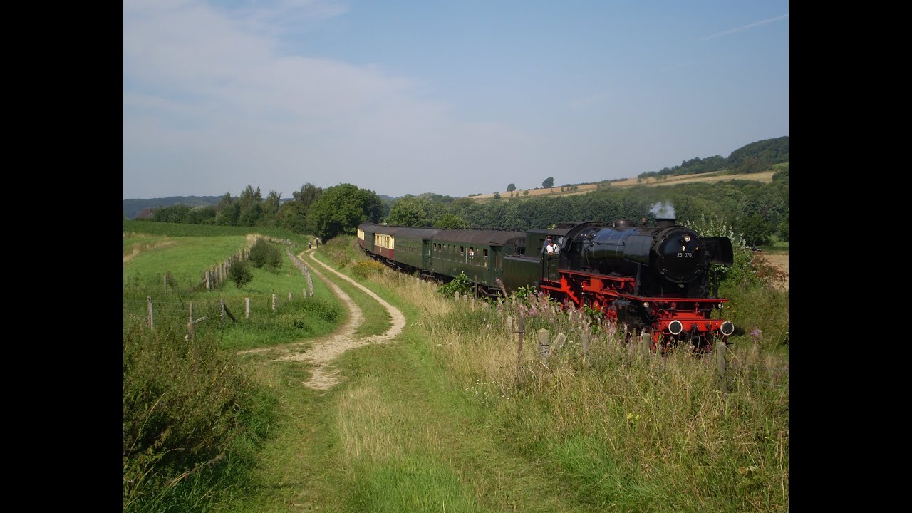 DB Class 23 076 (VSM) leaving Eys Station on it's way to Simpelveld ...