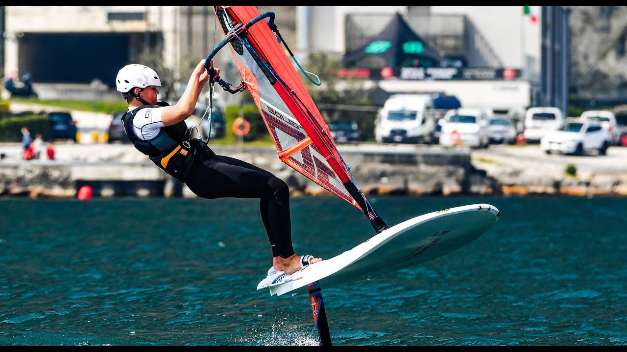 IQ FOIL 2022 INTERNATIONAL GAMES YOUTH AND JUNIOR DAY 04 - YouTube