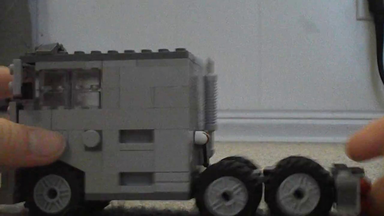 Lego Cab over semi truck MOC - YouTube