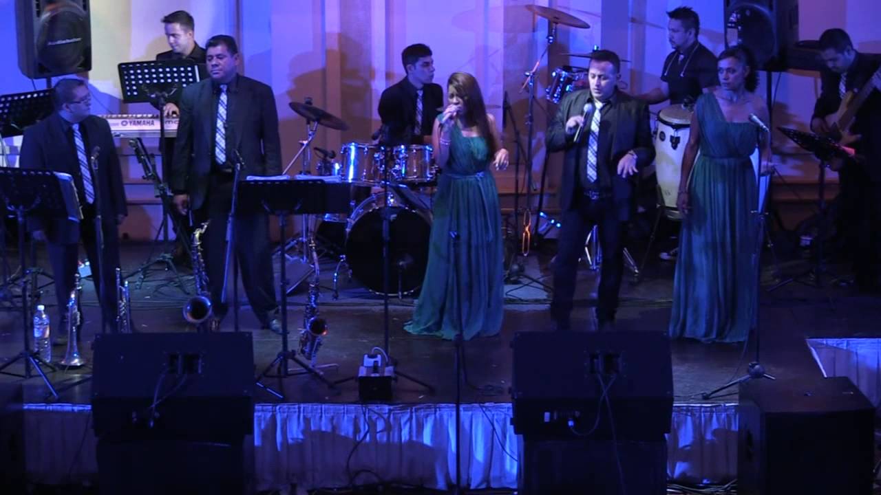 rizzo band estoy enamorada - YouTube