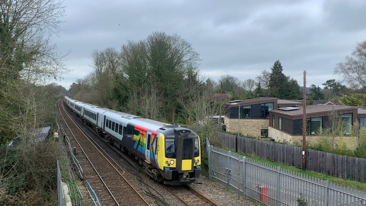 Class 444 Desiro | 444019 + 444040 ‘The D-Day Story’ | South Western ...