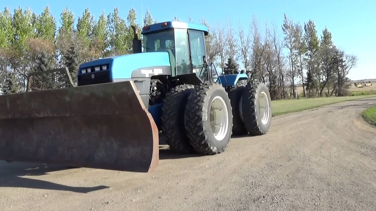 KACZMAR NEW HOLLAND 9282 TRACTOR MACK AUCTION CO GRENFELL, SK APRIL 20 ...