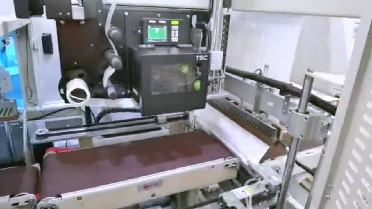 automatic small courier boxes Bubble wrap film sealing packing machine ...