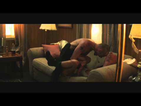 Eminem - Love The Way You Lie ft. sexy Rihanna.mp4