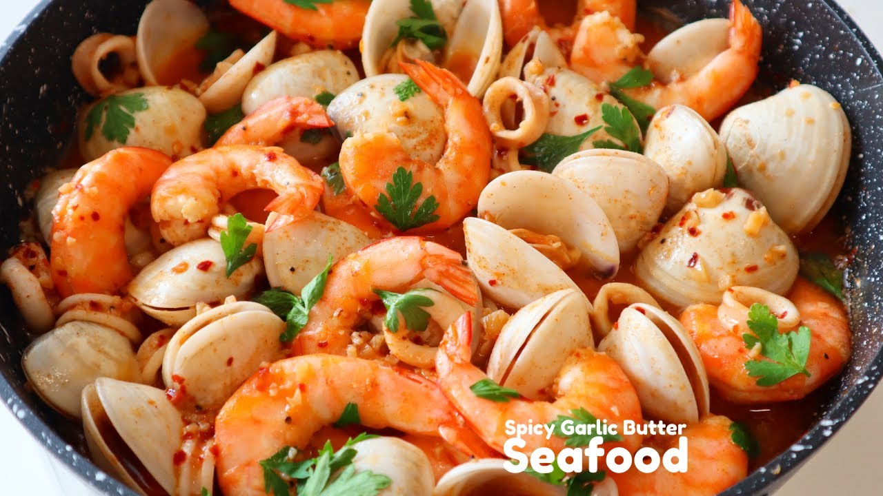 Spicy Garlic Butter Seafood Recipe - YouTube
