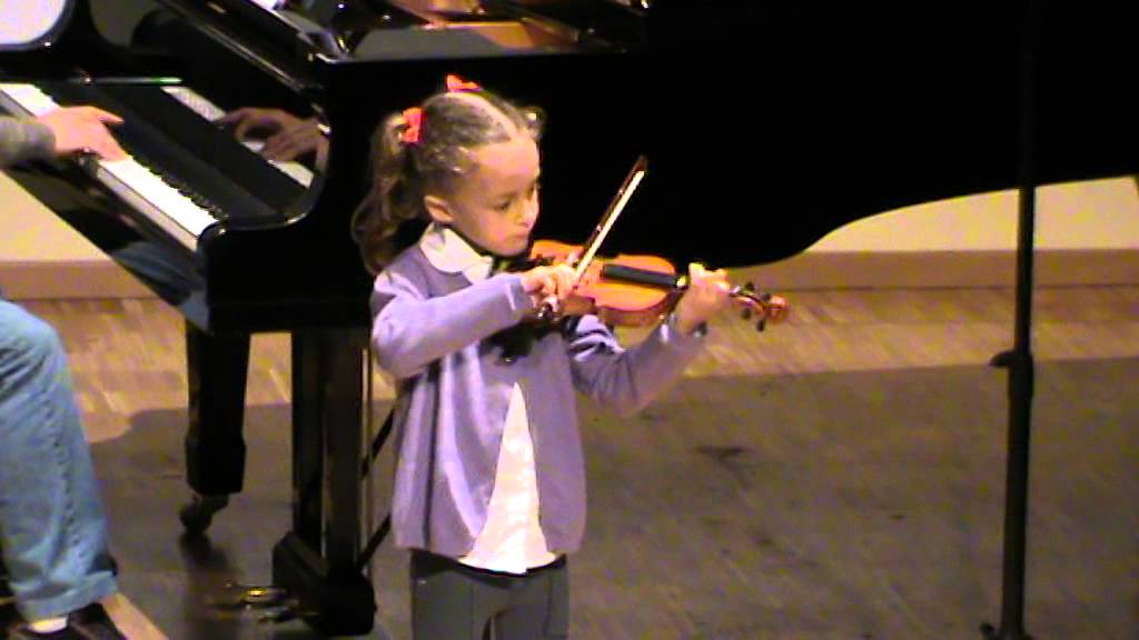 Suzuki violin book 1: Gavotte Gossec - YouTube