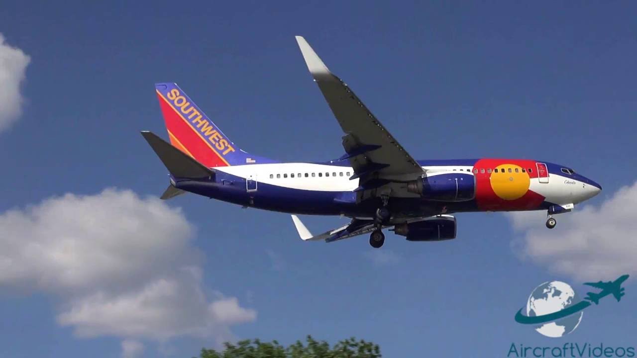 Southwest Airlines "Colorado One" 737-7H4 [N230WN] - YouTube