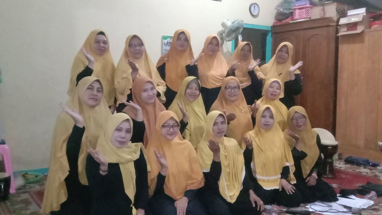 sluku2 bathok (versi sholawat) rebana Al mubarokah jarkali gedongombo ...