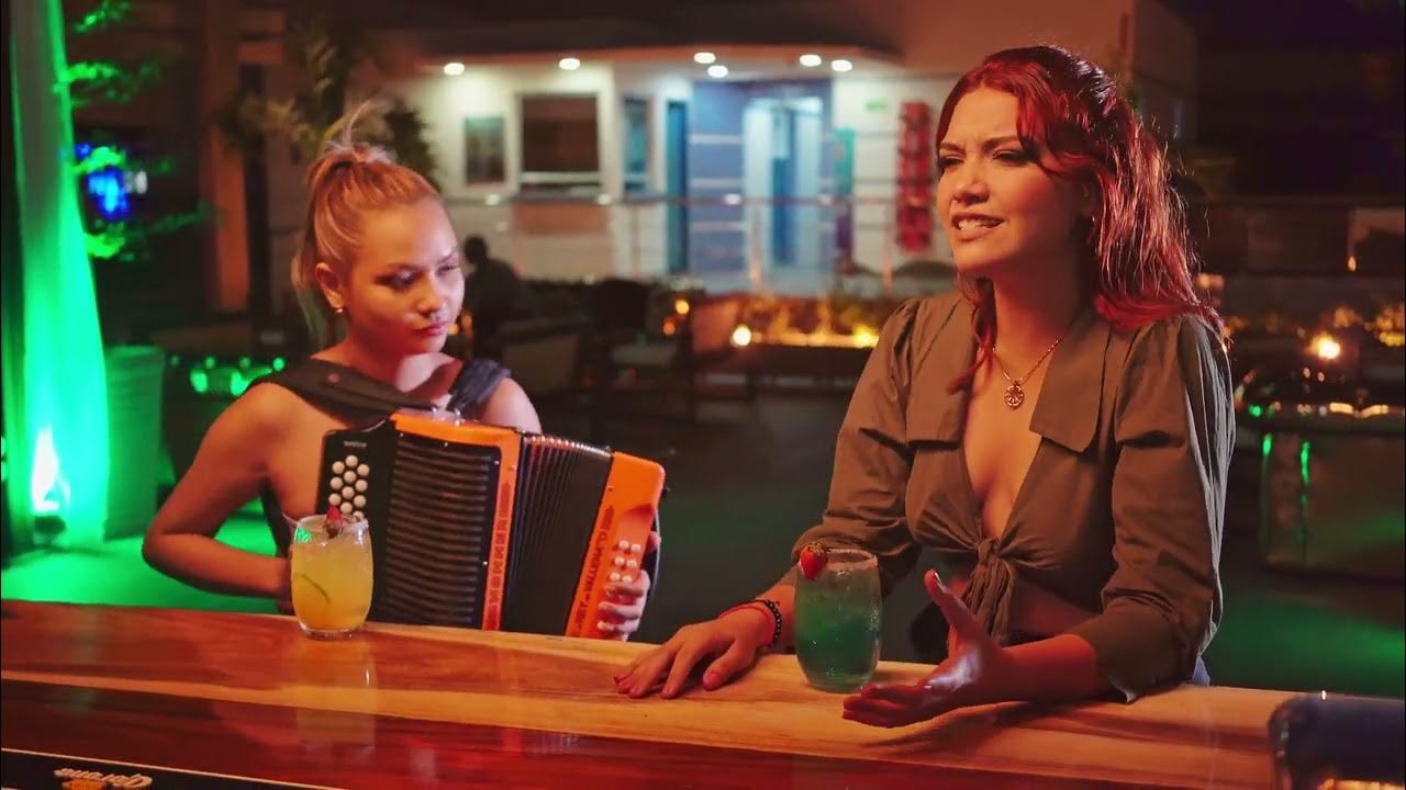 LAS MUSAS DEL VALLENATO NUEVA GENERACION - TRISTE Y SOLA - NIGHT SESSION - YouTube