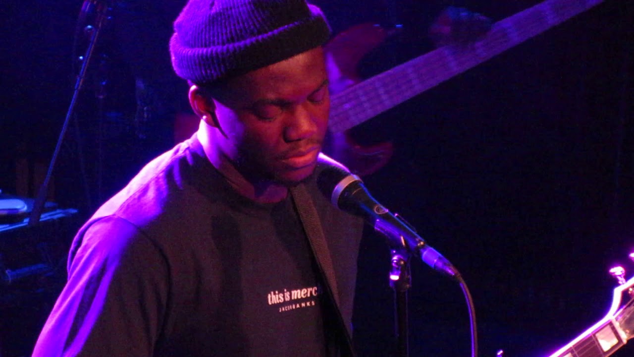 Jacob Banks - "Pilot" (Live in Cambridge) - YouTube
