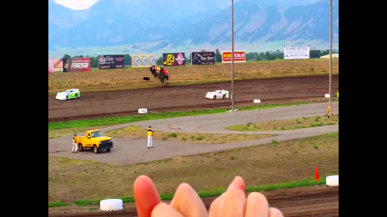 INSANE dirt Late Model flip (MUST SEE FOOTAGE) J.D. Olsen #31 Gallatin ...