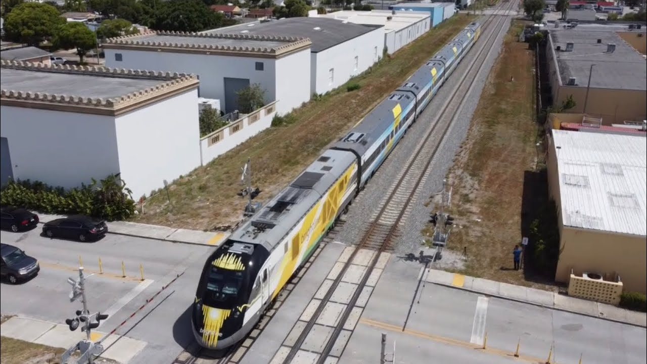 Nonstop train action in South Florida - YouTube